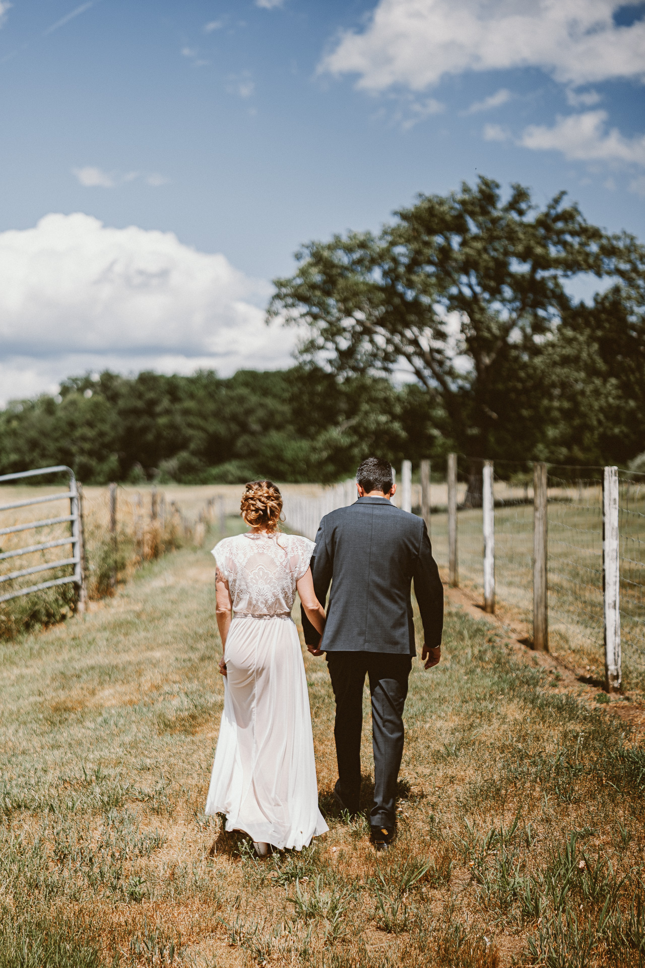 Johnson's Locust Hall Farm Wedding | Matt & Erica - Twisted Oaks Studio