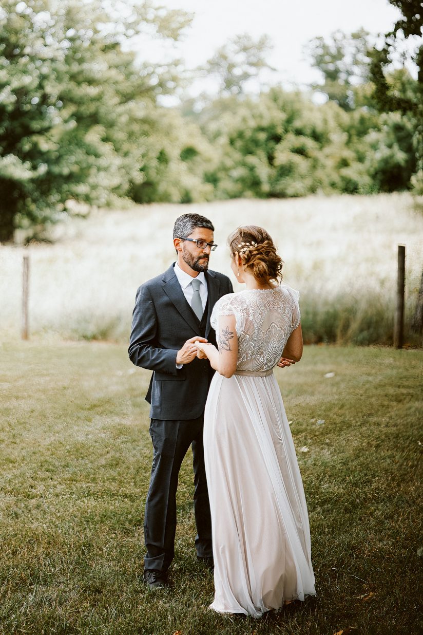 Twisted-oaks-studio-johnson-locust-farm-wedding-hero-100 - Twisted Oaks ...